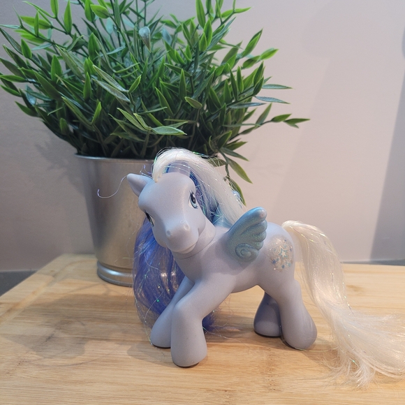 Toys | My Little Pony Silver Glow 205 | Poshmark